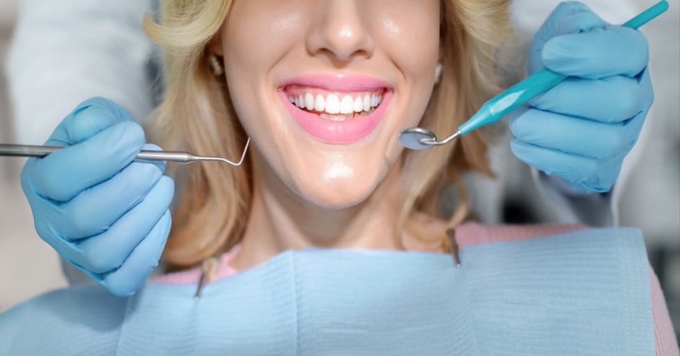 Sonrisa Gingival Qué Es Causas Y Cómo Solucionarla